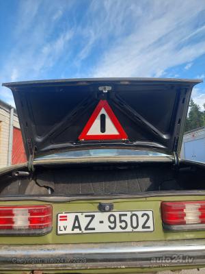Zaļš Mercedes-Benz 200 1980 Rīga, ar dzinēja tilpumu 2.00 L un nobraukumu 186 tūkst. km par 2700 €, foto 10 vietnē AUTOMOTO.COM.LV