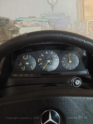 Zaļš Mercedes-Benz 200 1980 Rīga, ar dzinēja tilpumu 2.00 L un nobraukumu 186 tūkst. km par 2700 €, foto 18 vietnē AUTOMOTO.COM.LV