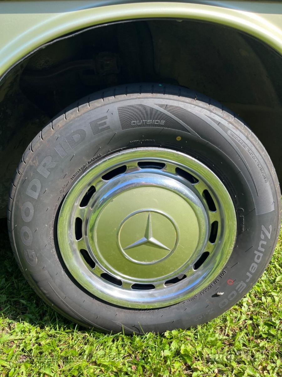 Zaļš Mercedes-Benz 200 1982 Pērnava, ar dzinēja tilpumu 2.00 L un nobraukumu 309 tūkst. km par 7000 €, foto 16 vietnē AUTOMOTO.COM.LV