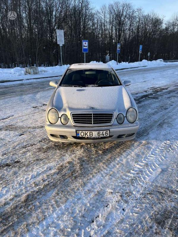 Grey Mercedes-Benz 200 1998 in Plunge, with an engine capacity of 2.00 L and mileage of 236 thousand km for 1700 €, photo 2 on AUTOMOTO.COM.LV