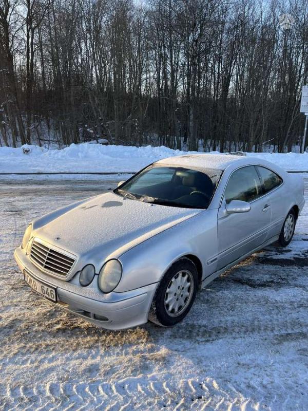 Grey Mercedes-Benz 200 1998 in Plunge, with an engine capacity of 2.00 L and mileage of 236 thousand km for 1700 €, photo 3 on AUTOMOTO.COM.LV