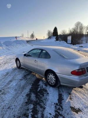 Серый Мерседес 200 1998 в Плунге, объемом двигателя 2.00 л и пробегом 236 тыс. км за 1700 €, фото 5 на AUTOMOTO.COM.LV