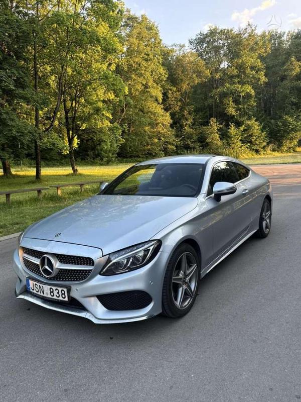 Pelēks Mercedes-Benz 200 2017 Viļņa, ar dzinēja tilpumu 1.99 L un nobraukumu 126 tūkst. km par 23490 €, foto 1 vietnē AUTOMOTO.COM.LV