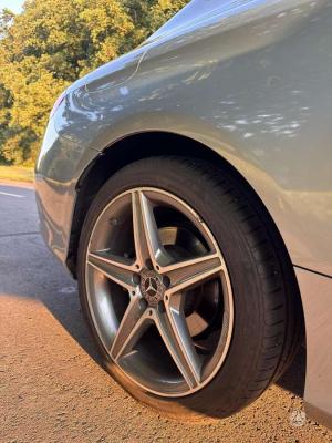 Pelēks Mercedes-Benz 200 2017 Viļņa, ar dzinēja tilpumu 1.99 L un nobraukumu 126 tūkst. km par 23490 €, foto 8 vietnē AUTOMOTO.COM.LV