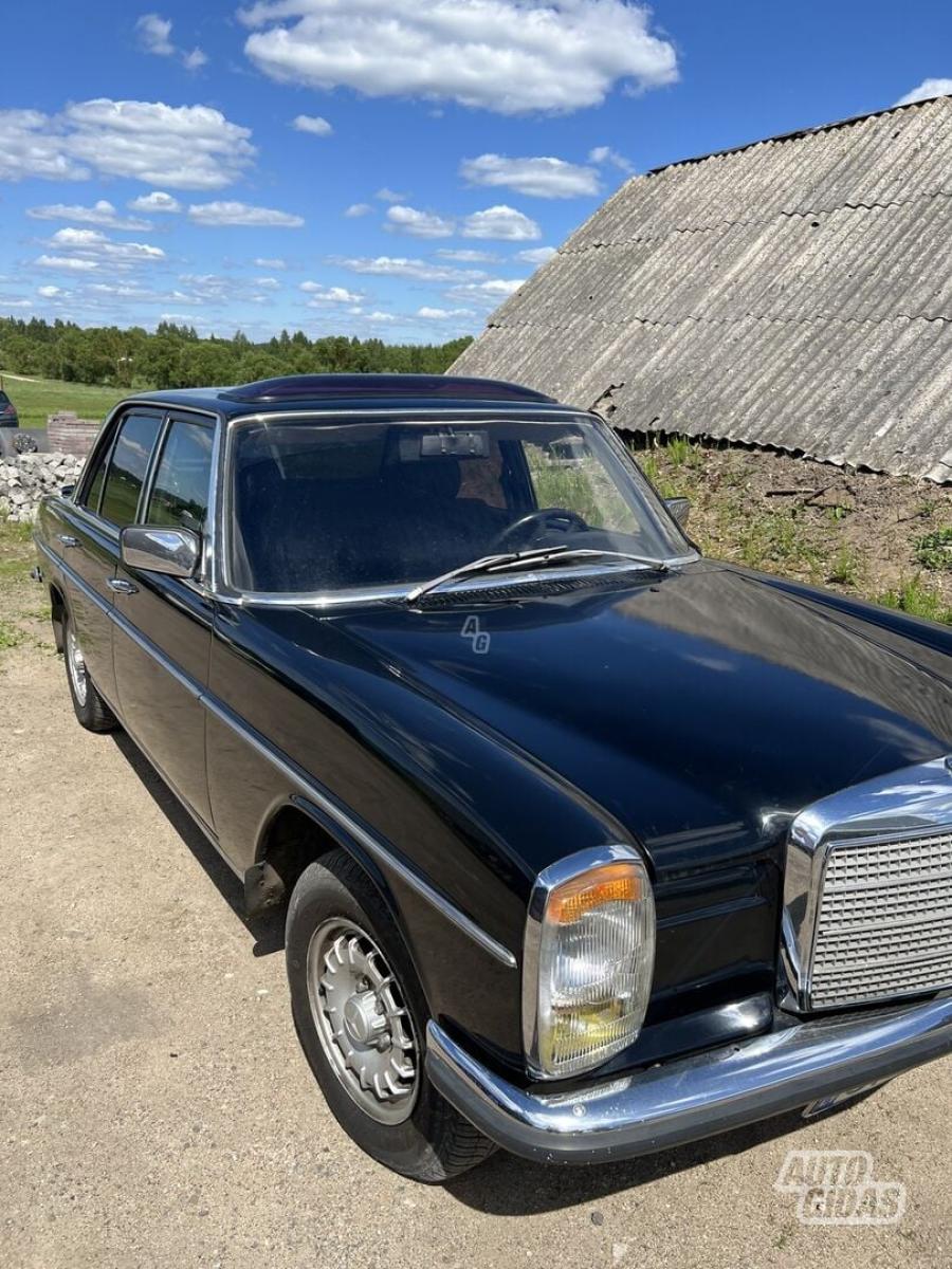 Mercedes-Benz 200 1962 in Vilnius, with an engine capacity of 2.00 L and mileage of 300 thousand km for 12000 €, photo 3 on AUTOMOTO.COM.LV
