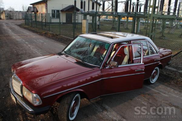 Sarkans Mercedes-Benz 200 1982 Rīga, ar dzinēja tilpumu 3.00 L un nobraukumu 321 tūkst. km par 18000 €, foto 5 vietnē AUTOMOTO.COM.LV