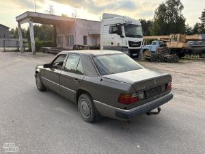 Мерседес 200 1990 в Варена, объемом двигателя 2.00 л и пробегом 540 тыс. км за 750 €, фото 8 на AUTOMOTO.COM.LV