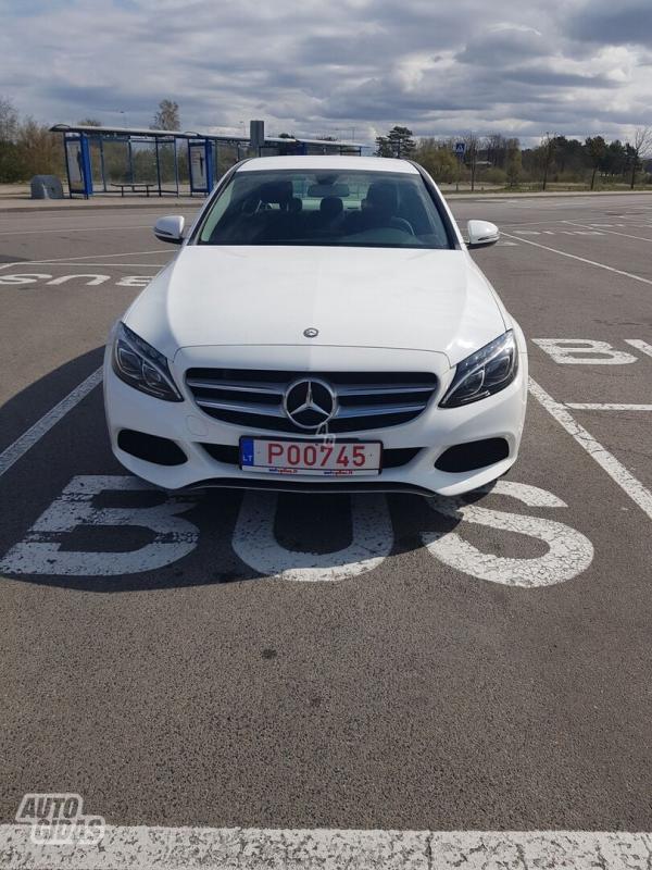 Mercedes-Benz 200 2016 Trakai, ar dzinēja tilpumu 2.10 L un nobraukumu 265 tūkst. km par 11500 €, foto 1 vietnē AUTOMOTO.COM.LV