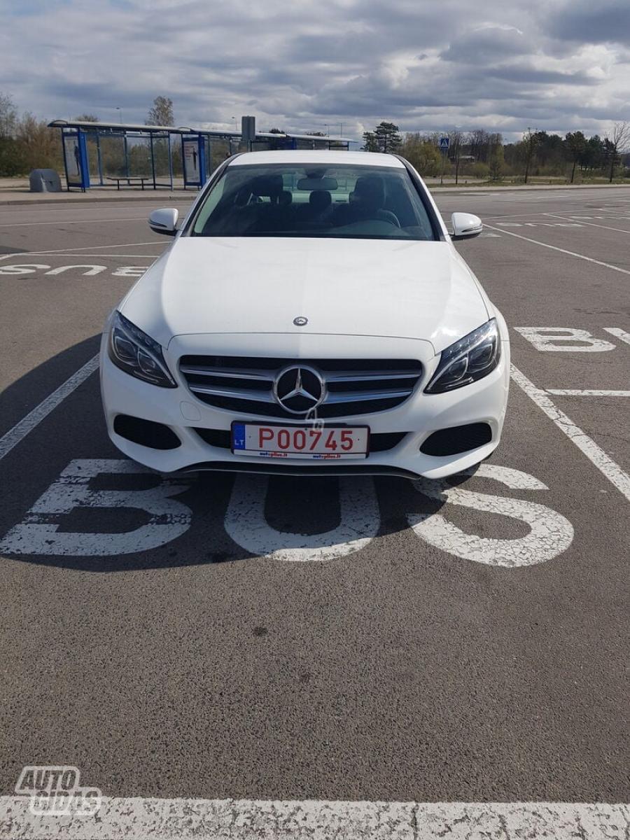 Mercedes-Benz 200 2016 Trakai, ar dzinēja tilpumu 2.10 L un nobraukumu 265 tūkst. km par 11500 €, foto 1 vietnē AUTOMOTO.COM.LV