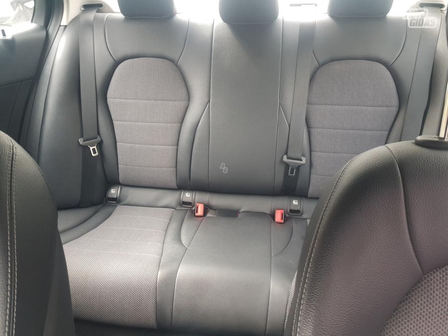 Mercedes-Benz 200 2016 Trakai, ar dzinēja tilpumu 2.10 L un nobraukumu 265 tūkst. km par 11500 €, foto 9 vietnē AUTOMOTO.COM.LV
