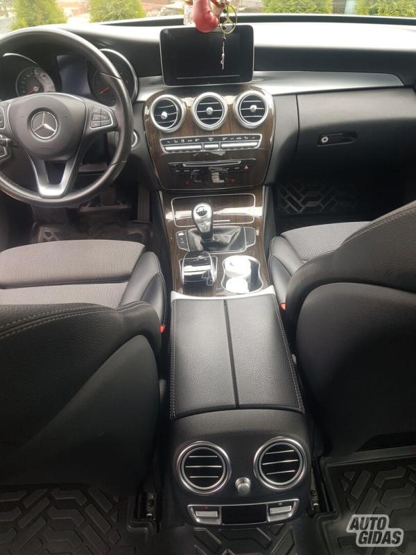 Mercedes-Benz 200 2016 Trakai, ar dzinēja tilpumu 2.10 L un nobraukumu 265 tūkst. km par 11500 €, foto 10 vietnē AUTOMOTO.COM.LV
