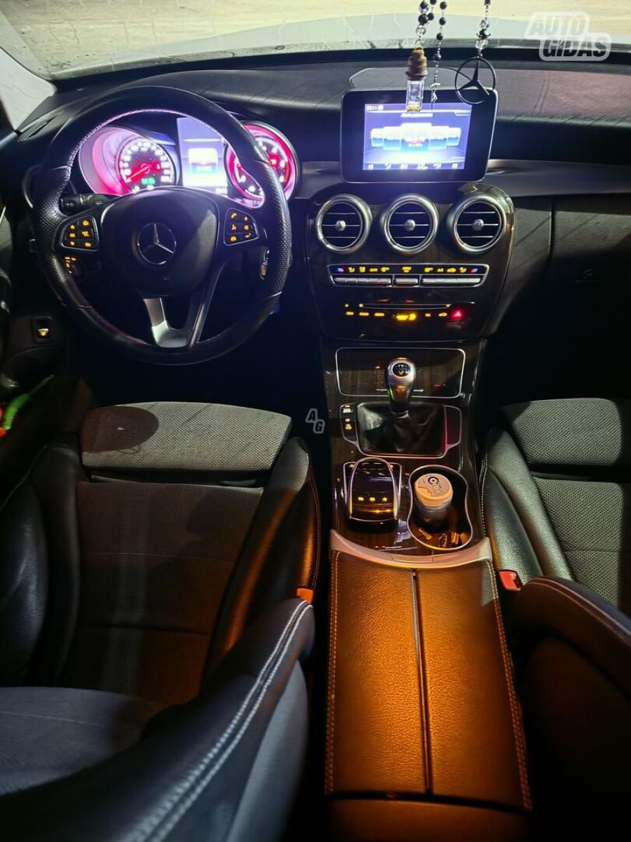 Mercedes-Benz 200 2016 Trakai, ar dzinēja tilpumu 2.10 L un nobraukumu 265 tūkst. km par 11500 €, foto 12 vietnē AUTOMOTO.COM.LV