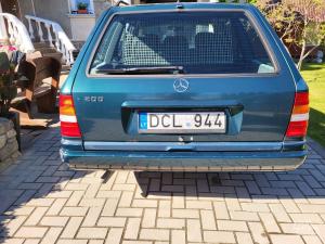 Mercedes-Benz 200 1996 in Klaipeda, with an engine capacity of 2.00 L and mileage of 160 thousand km for 3750 €, photo 5 on AUTOMOTO.COM.LV