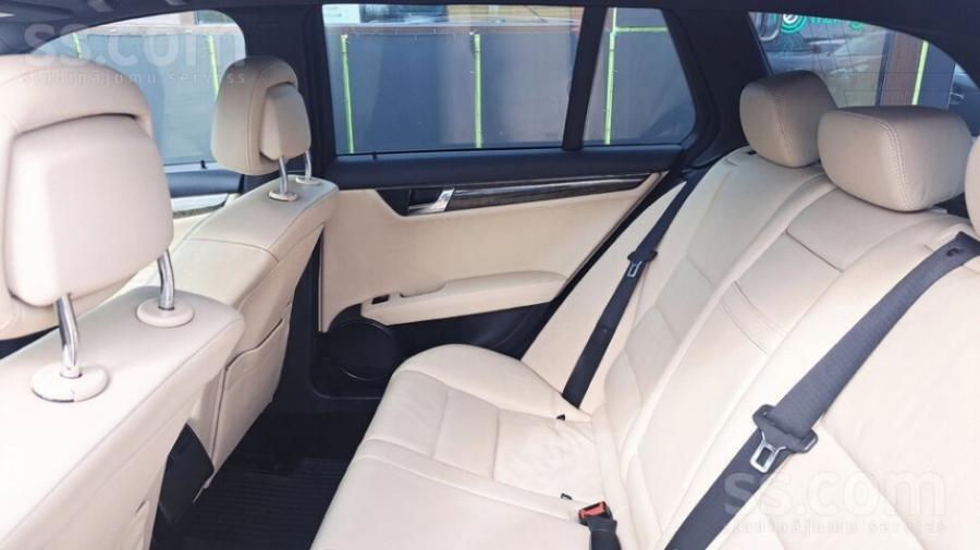 Mercedes-Benz 200 2009 in Riga, with an engine capacity of 2.20 L and mileage of 363 thousand km for 3500 €, photo 19 on AUTOMOTO.COM.LV