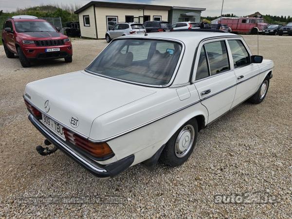 White Mercedes-Benz 200 1983 in Tartu, with an engine capacity of 2.00 L and mileage of 281 thousand km for 4990 €, photo 6 on AUTOMOTO.COM.LV
