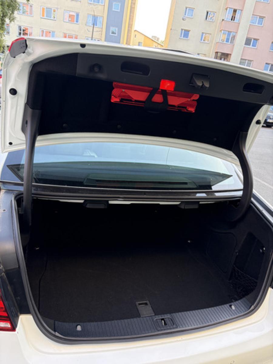 Balts Mercedes-Benz 200 2013 Tallina, ar dzinēja tilpumu 2.10 L un nobraukumu 149 tūkst. km par 13500 €, foto 8 vietnē AUTOMOTO.COM.LV