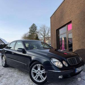 Melns Mercedes-Benz 220 2003 Kaišiadorys, ar dzinēja tilpumu 2.15 L un nobraukumu 285 tūkst. km par 2950 €, foto 5 vietnē AUTOMOTO.COM.LV
