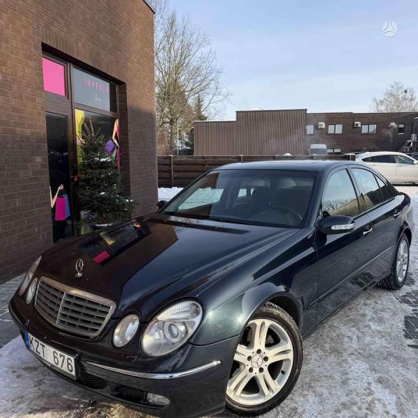 Melns Mercedes-Benz 220 2003 Kaišiadorys, ar dzinēja tilpumu 2.15 L un nobraukumu 285 tūkst. km par 2950 €, foto 6 vietnē AUTOMOTO.COM.LV