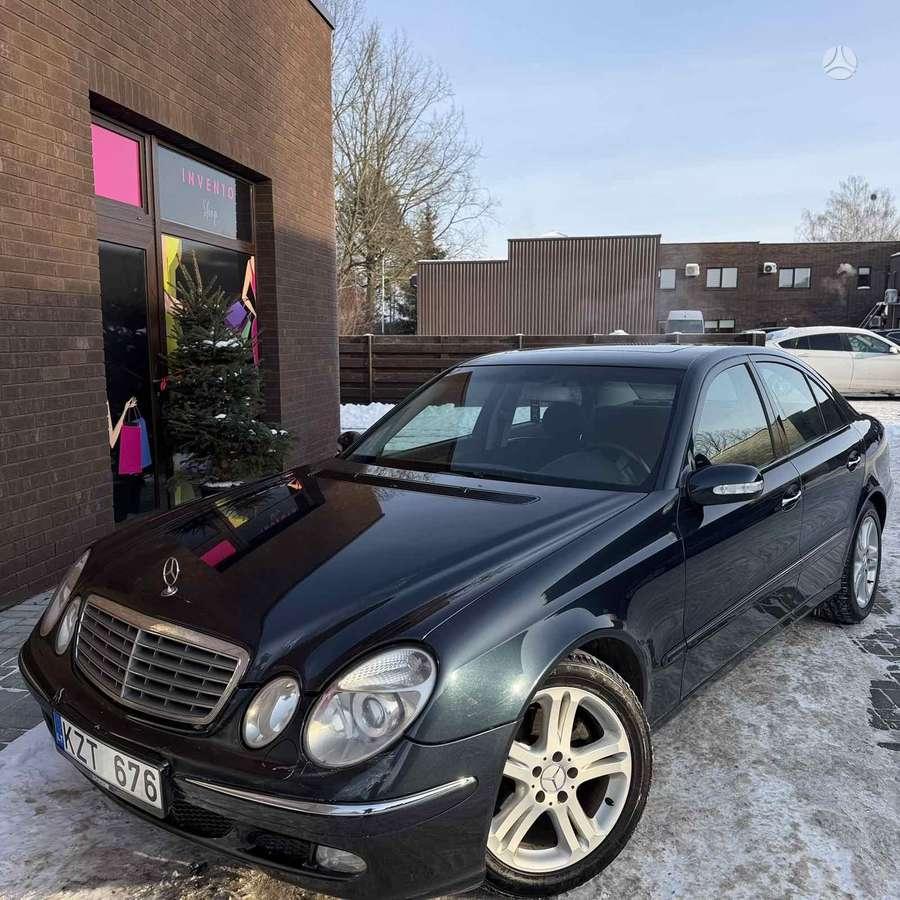 Melns Mercedes-Benz 220 2003 Kaišiadorys, ar dzinēja tilpumu 2.15 L un nobraukumu 285 tūkst. km par 2950 €, foto 6 vietnē AUTOMOTO.COM.LV