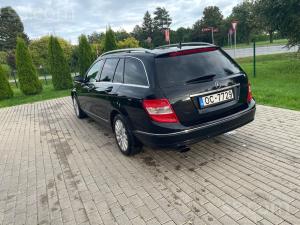 Melns Mercedes-Benz 220 2008 Ogre, ar dzinēja tilpumu 2.20 L un nobraukumu 310 tūkst. km par 3000 €, foto 6 vietnē AUTOMOTO.COM.LV
