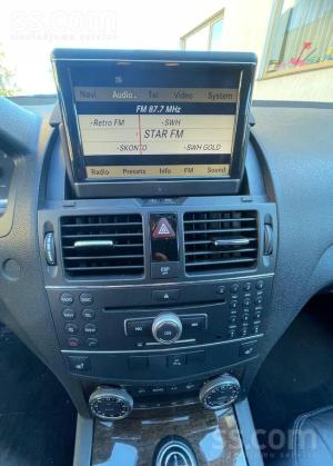 Melns Mercedes-Benz 220 2008 Ogre, ar dzinēja tilpumu 2.20 L un nobraukumu 310 tūkst. km par 3000 €, foto 8 vietnē AUTOMOTO.COM.LV