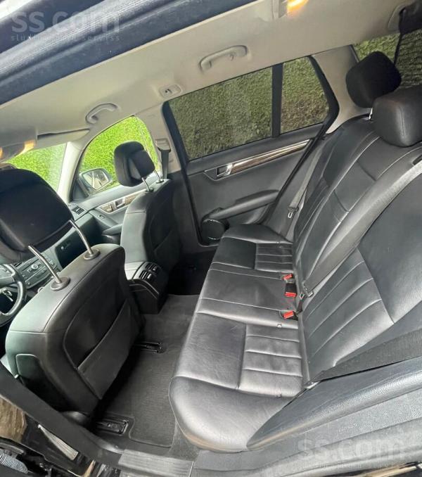 Melns Mercedes-Benz 220 2008 Ogre, ar dzinēja tilpumu 2.20 L un nobraukumu 310 tūkst. km par 3000 €, foto 9 vietnē AUTOMOTO.COM.LV