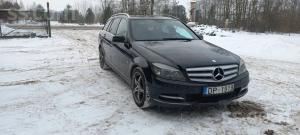 Melns Mercedes-Benz 220 2010 Rīga, ar dzinēja tilpumu 2.20 L un nobraukumu 286 tūkst. km par 5800 €, foto 2 vietnē AUTOMOTO.COM.LV