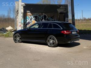 Melns Mercedes-Benz 220 2017 Rīga, ar dzinēja tilpumu 2.20 L un nobraukumu 240 tūkst. km par 12600 €, foto 7 vietnē AUTOMOTO.COM.LV