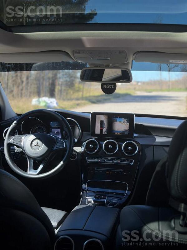 Melns Mercedes-Benz 220 2017 Rīga, ar dzinēja tilpumu 2.20 L un nobraukumu 240 tūkst. km par 12600 €, foto 7 vietnē AUTOMOTO.COM.LV