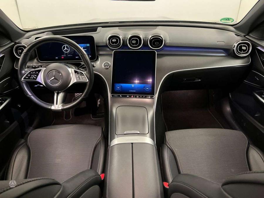 Melns Mercedes-Benz 220 2022 Klaipėda, ar dzinēja tilpumu 1.99 L un nobraukumu 174 tūkst. km par 26889 €, foto 18 vietnē AUTOMOTO.COM.LV