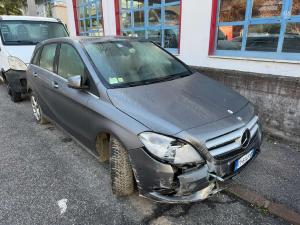 Pelēks Mercedes-Benz 220 2014 Kauņa, ar dzinēja tilpumu 2.14 L un nobraukumu 125 tūkst. km par 5200 €, foto 2 vietnē AUTOMOTO.COM.LV