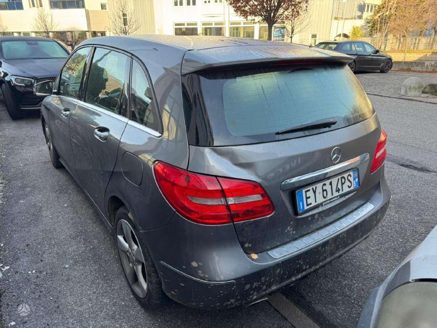 Pelēks Mercedes-Benz 220 2014 Kauņa, ar dzinēja tilpumu 2.14 L un nobraukumu 125 tūkst. km par 5200 €, foto 6 vietnē AUTOMOTO.COM.LV