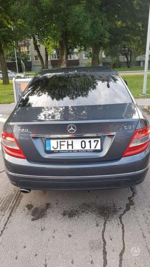 Pelēks Mercedes-Benz 220 2007 Klaipėda, ar dzinēja tilpumu 2.15 L un nobraukumu 464 tūkst. km par 3112 €, foto 4 vietnē AUTOMOTO.COM.LV