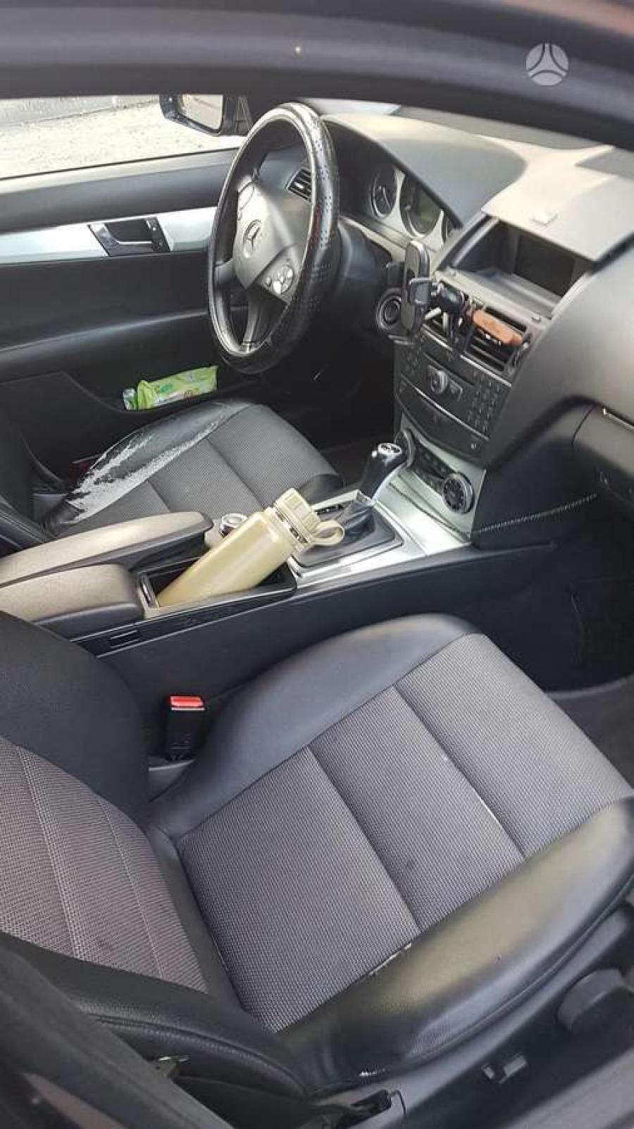 Pelēks Mercedes-Benz 220 2007 Klaipėda, ar dzinēja tilpumu 2.15 L un nobraukumu 464 tūkst. km par 3112 €, foto 12 vietnē AUTOMOTO.COM.LV