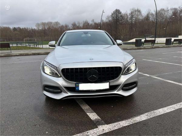Pelēks Mercedes-Benz 220 2014 Klaipėda, ar dzinēja tilpumu 0.00 L un nobraukumu 225 tūkst. km par 12000 €, foto 3 vietnē AUTOMOTO.COM.LV