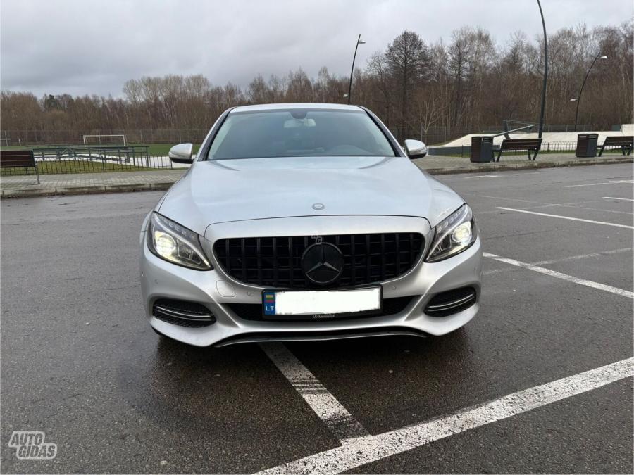 Pelēks Mercedes-Benz 220 2014 Klaipėda, ar dzinēja tilpumu 2.10 L un nobraukumu 225 tūkst. km par 12000 €, foto 2 vietnē AUTOMOTO.COM.LV