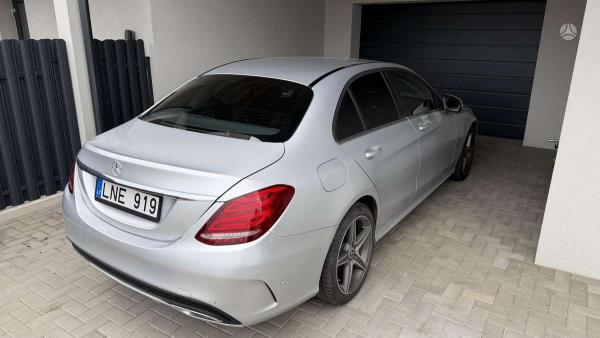 Pelēks Mercedes-Benz 220 2015 Kauņa, ar dzinēja tilpumu 2.14 L un nobraukumu 230 tūkst. km par 13500 €, foto 3 vietnē AUTOMOTO.COM.LV