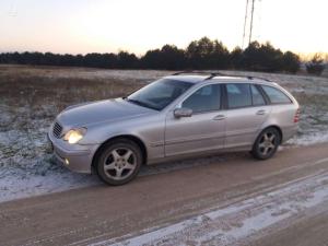 Grey Mercedes-Benz 220 2003 in Klaipeda, with an engine capacity of 2.20 L and mileage of 237 thousand km for 500 €, photo  on AUTOMOTO.COM.LV