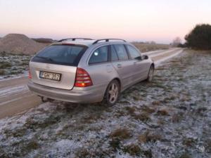 Серый Мерседес 220 2003 в Клайпеда, объемом двигателя 2.20 л и пробегом 237 тыс. км за 500 €, фото 4 на AUTOMOTO.COM.LV