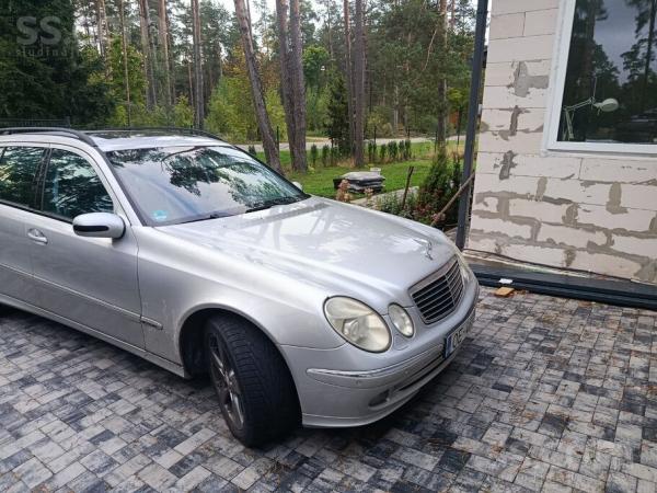 Pelēks Mercedes-Benz 220 2005 Rīga, ar dzinēja tilpumu 2.20 L un nobraukumu 330 tūkst. km par 1500 €, foto 3 vietnē AUTOMOTO.COM.LV