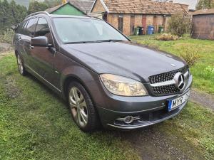 Pelēks Mercedes-Benz 220 2009 Marijampole, ar dzinēja tilpumu 2.20 L un nobraukumu 330 tūkst. km par 3600 €, foto  vietnē AUTOMOTO.COM.LV