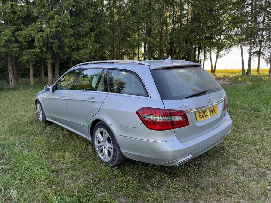 Pelēks Mercedes-Benz 220 2012 Šauļi, ar dzinēja tilpumu 0.22 L un nobraukumu 280 tūkst. km par 3500 €, foto 6 vietnē AUTOMOTO.COM.LV