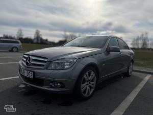 Mercedes-Benz 220 2009 Kauņa, ar dzinēja tilpumu 2.20 L un nobraukumu 337 tūkst. km par 3900 €, foto 4 vietnē AUTOMOTO.COM.LV