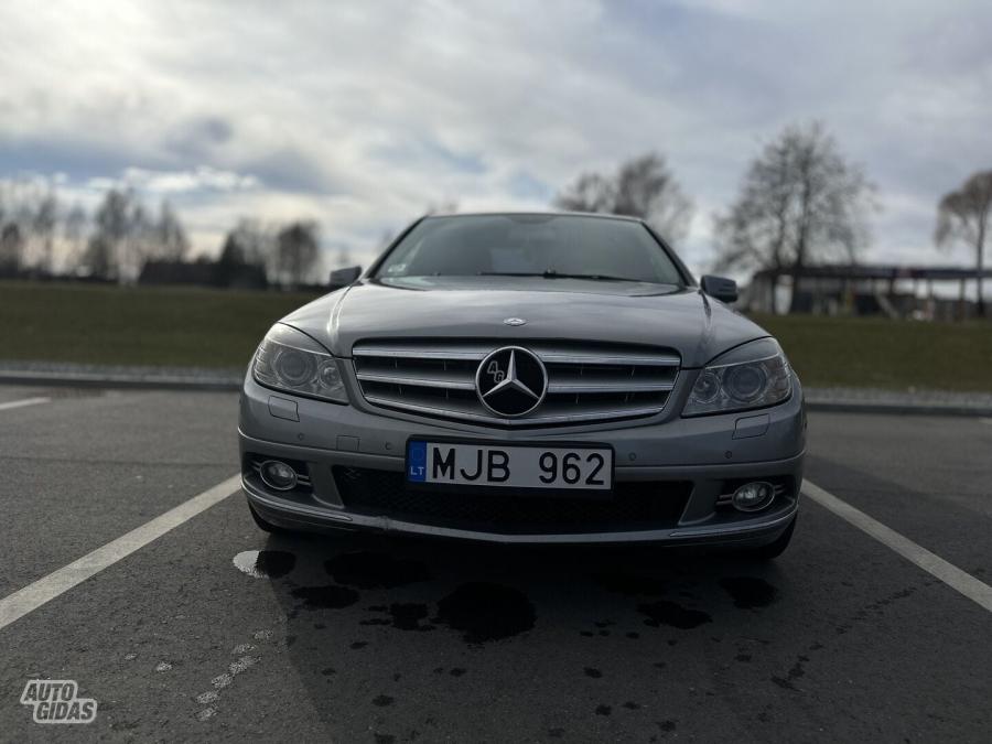 Mercedes-Benz 220 2009 Kauņa, ar dzinēja tilpumu 2.20 L un nobraukumu 337 tūkst. km par 3900 €, foto 6 vietnē AUTOMOTO.COM.LV