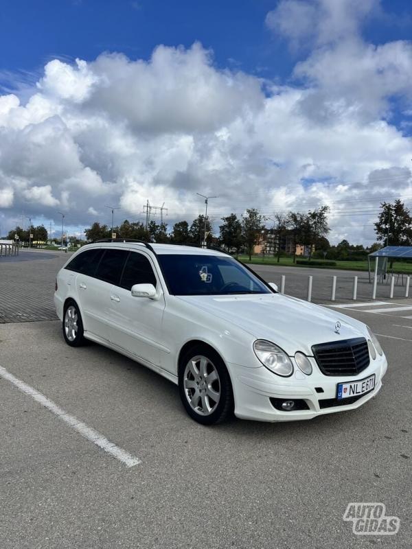 Mercedes-Benz 220 2007 in Siauliai on AUTOMOTO.COM.LV Mercedes-Benz 220 2007 in Siauliai, with an engine capacity of 2.20 L and mileage of 500 thousand km for 1800 €, photo 4 on AUTOMOTO.COM.LV