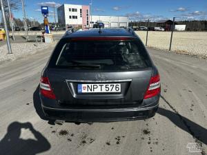 Mercedes-Benz 220 2011 in Taurage, with an engine capacity of 2.20 L and mileage of 350 thousand km for 4300 €, photo 5 on AUTOMOTO.COM.LV