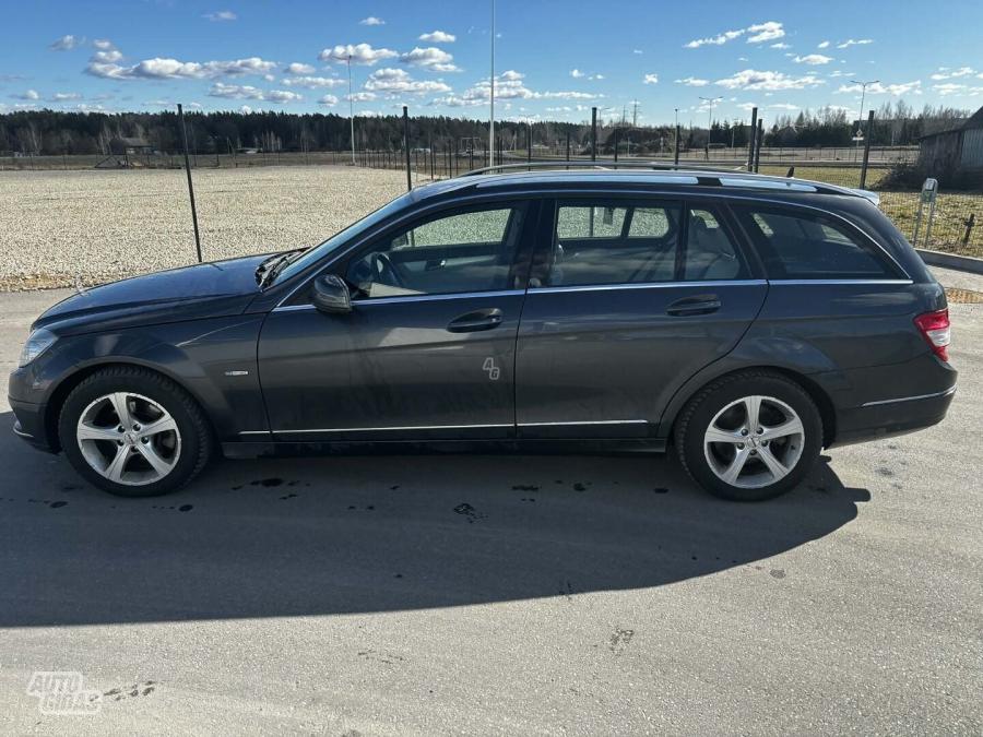 Mercedes-Benz 220 2011 in Taurage, with an engine capacity of 2.20 L and mileage of 350 thousand km for 4300 €, photo 10 on AUTOMOTO.COM.LV