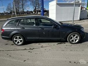 Mercedes-Benz 220 2011 in Taurage, with an engine capacity of 2.20 L and mileage of 350 thousand km for 4300 €, photo 11 on AUTOMOTO.COM.LV