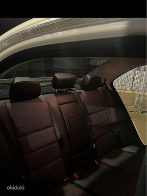 Balts Mercedes-Benz 220 2012 Tallina, ar dzinēja tilpumu 2.10 L un nobraukumu 331 tūkst. km par 5900 €, foto 17 vietnē AUTOMOTO.COM.LV