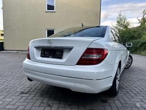 Balts Mercedes-Benz 220 2013 Kaišiadorys, ar dzinēja tilpumu 2.10 L un nobraukumu 290 tūkst. km par 6350 €, foto 5 vietnē AUTOMOTO.COM.LV